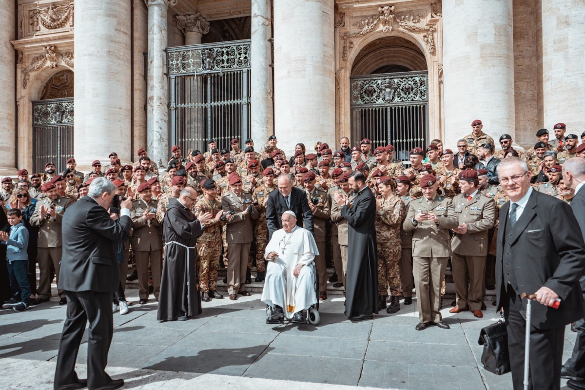 Papa Francesco Incontra I Militari Di Strade Sicure Esercito Italiano
